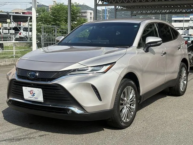 Toyota Harrier Z New Shape 2020 Hybrid Gold | CarTheoryBD