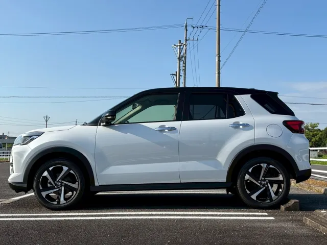 Toyota Raize Z 2020 Hybrid White | CarTheoryBD